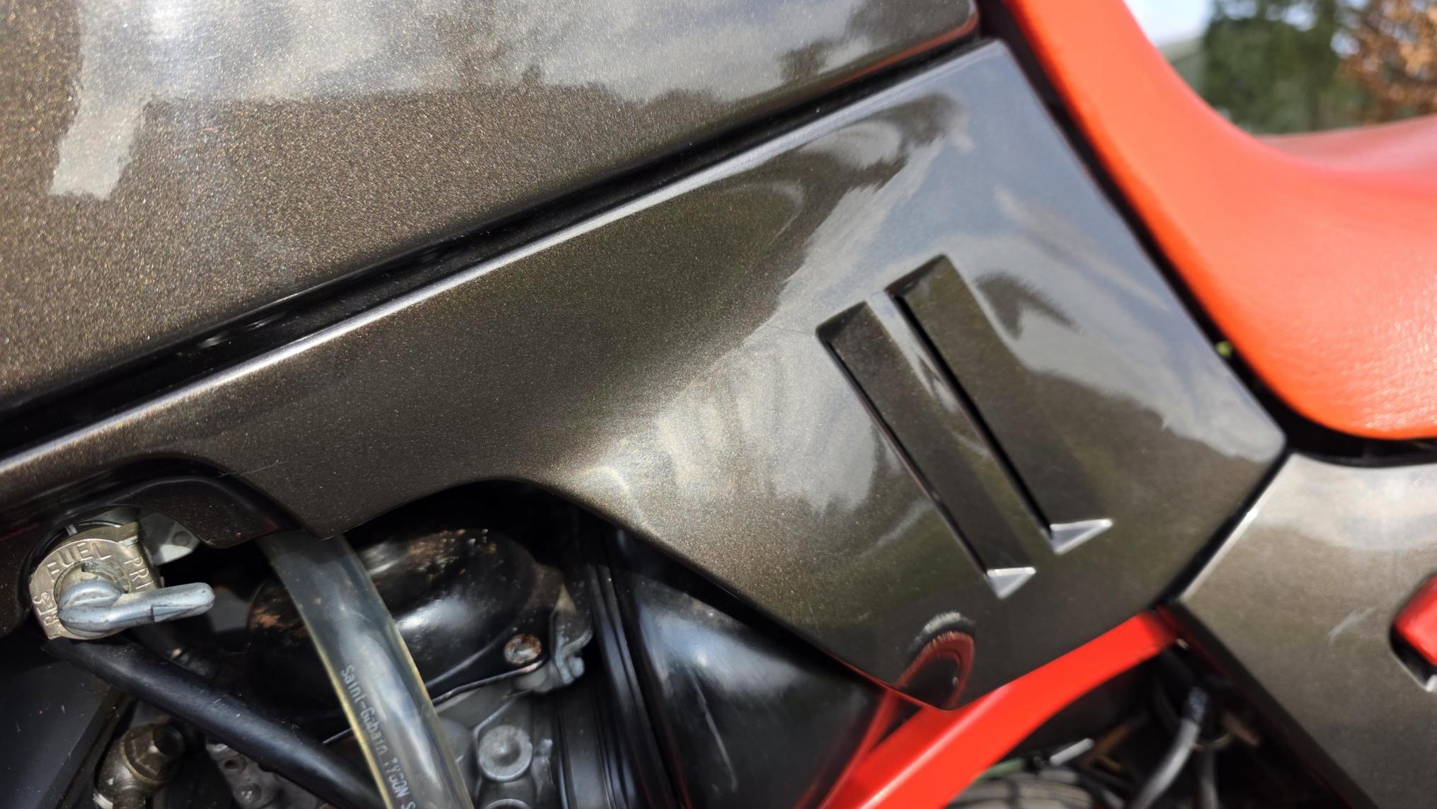 Suzuki GSX 400 X Impulse with dutch registration | Dutch Lion Motorbikes