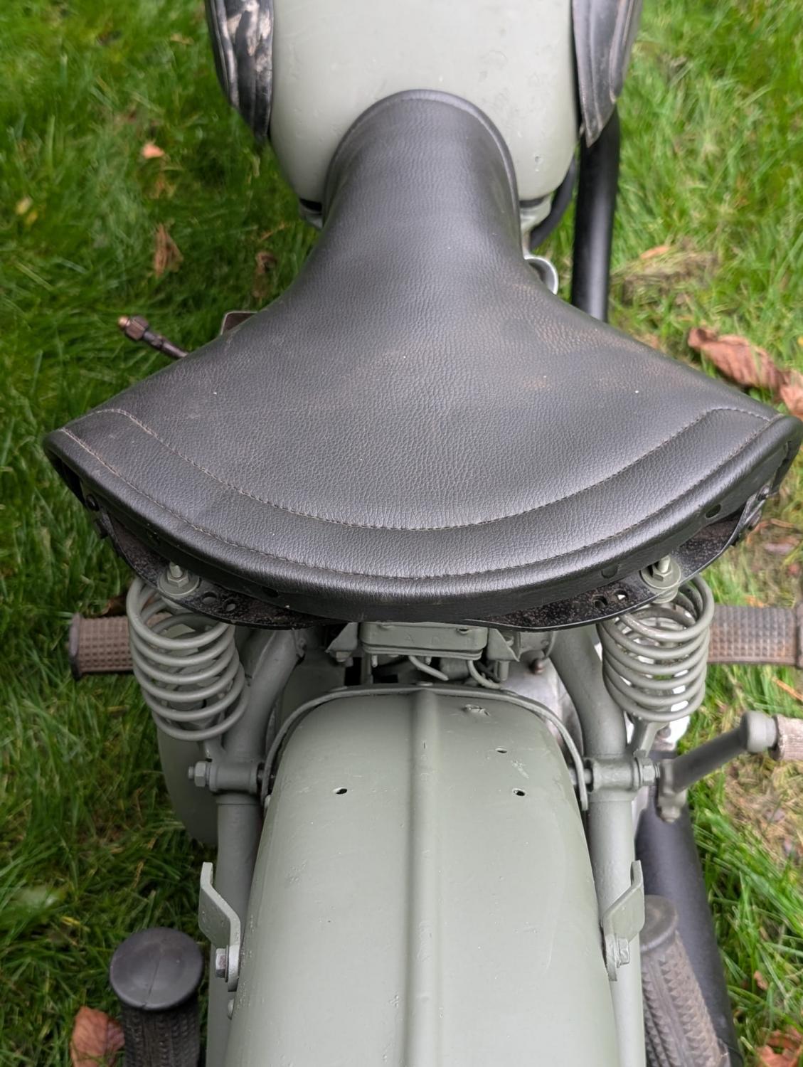 Ariel WNG 350cc ohv 1945 ex Wo2 great winterproject | Dutch Lion Motorbikes