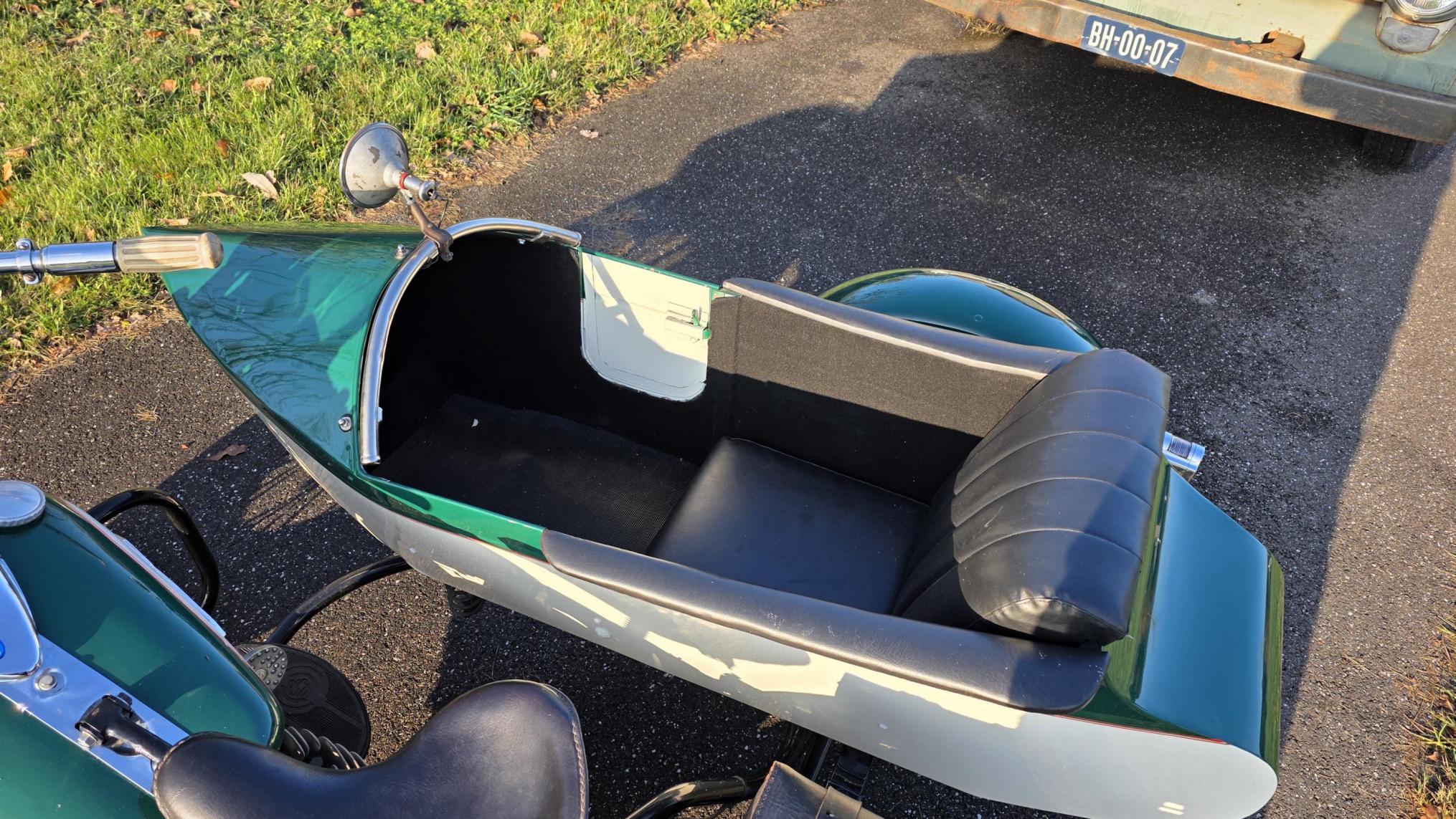 Harley WLA 750cc 1942 with sidecar in fully restored comdition | Dutch ...