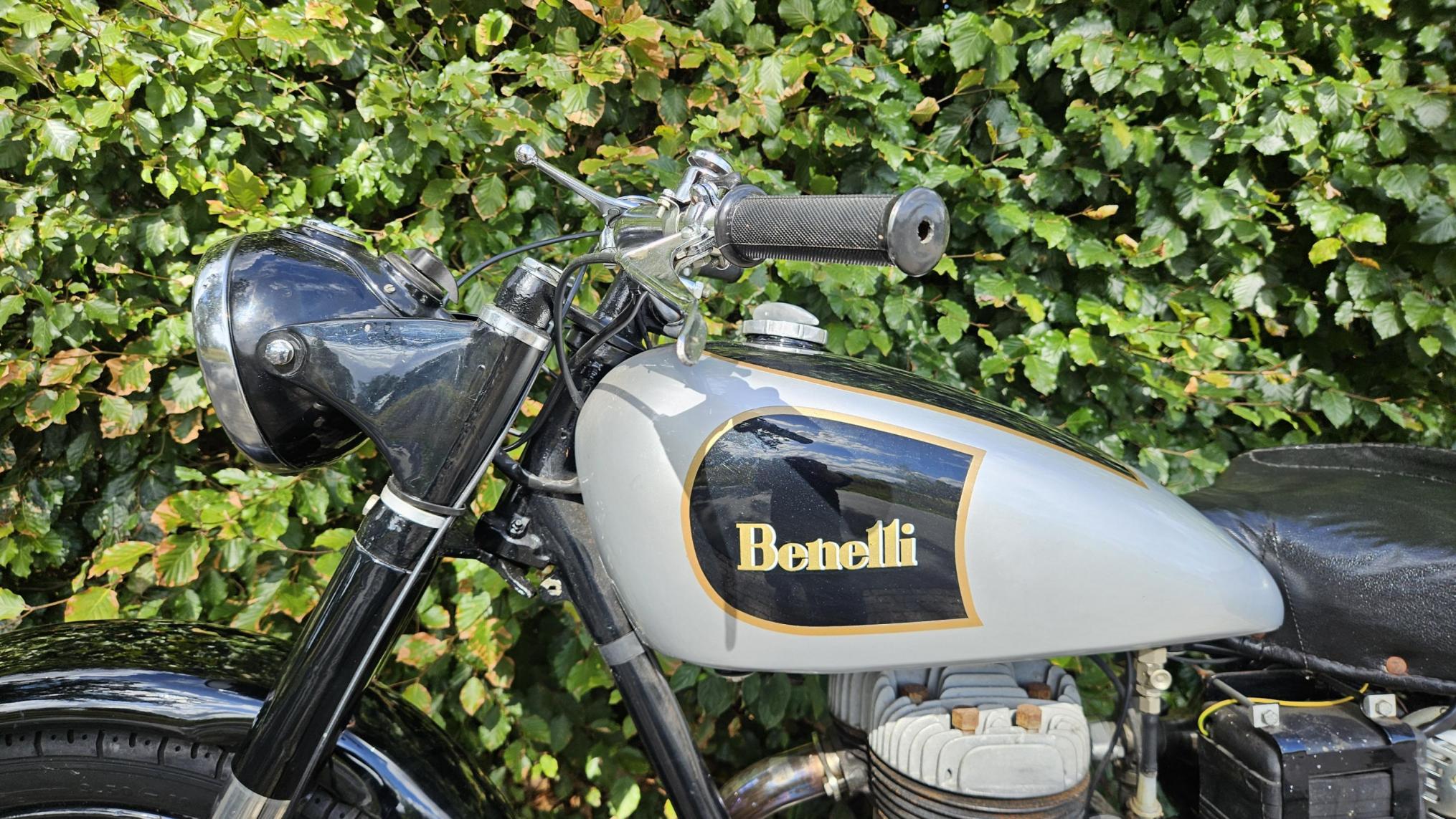Benelli 500cc SV 1947 with importpapers | Dutch Lion Motorbikes