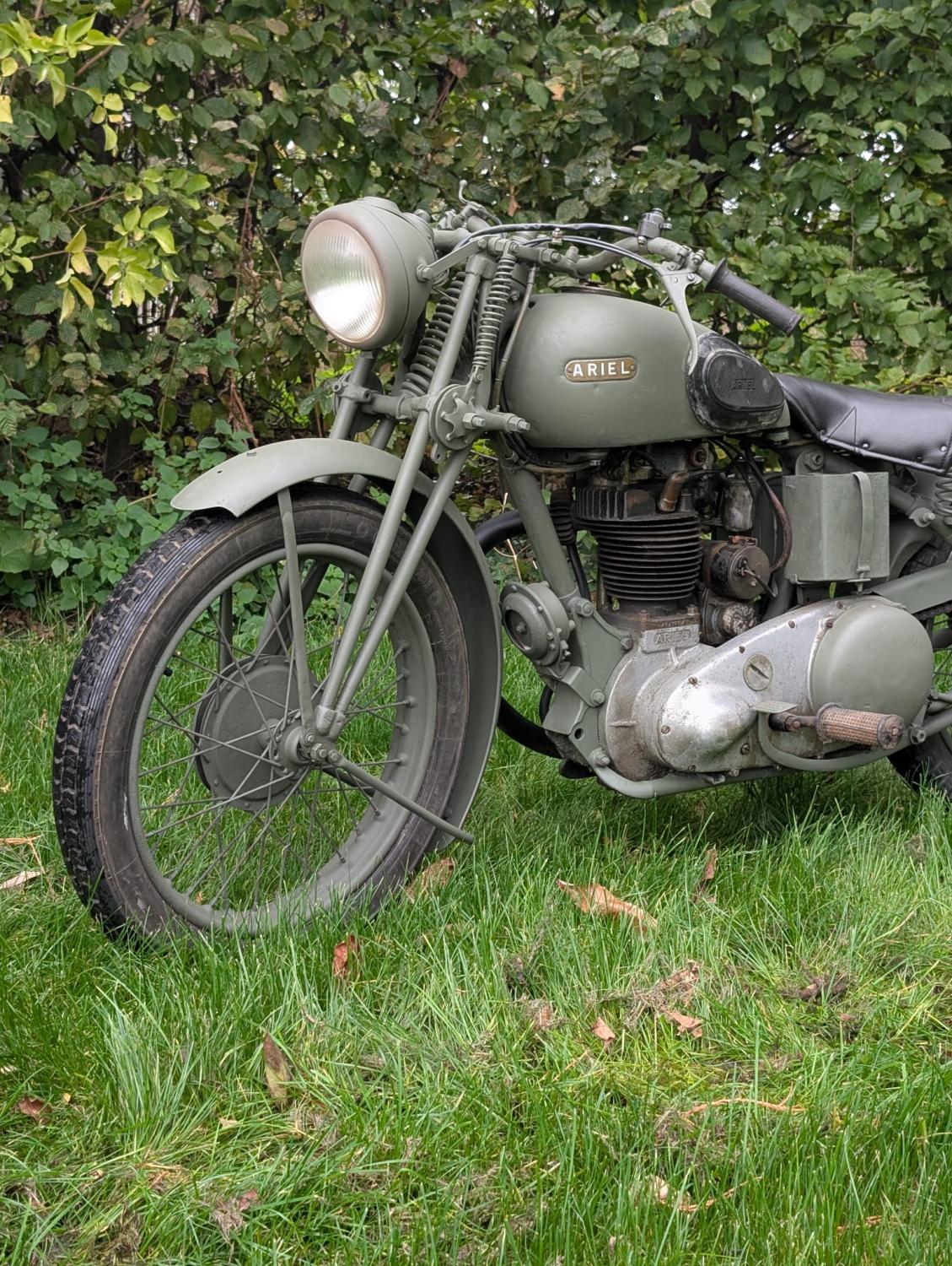 Ariel WNG 350cc ohv 1945 ex Wo2 great winterproject | Dutch Lion Motorbikes