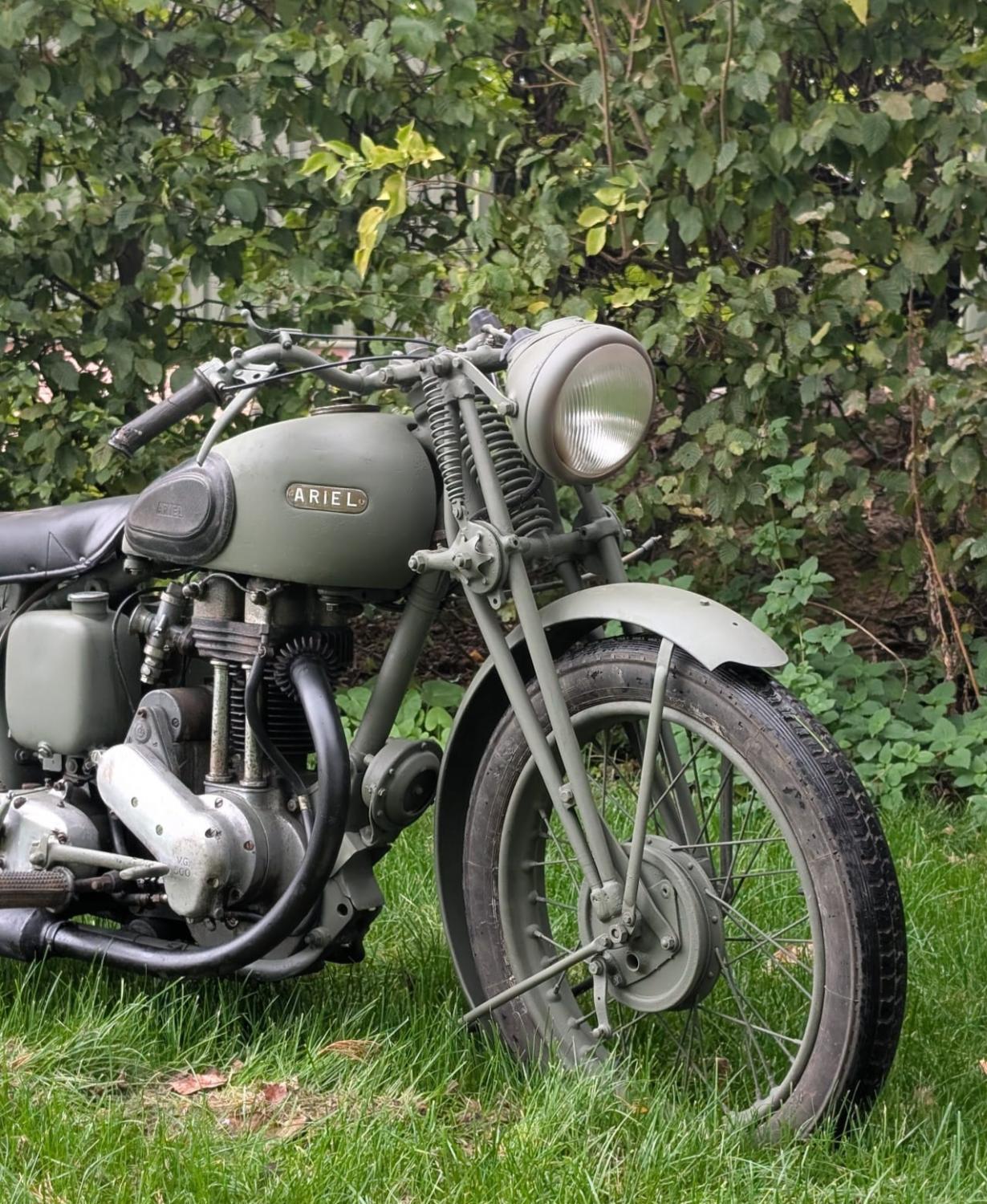 Ariel WNG 350cc ohv 1945 ex Wo2 great winterproject | Dutch Lion Motorbikes