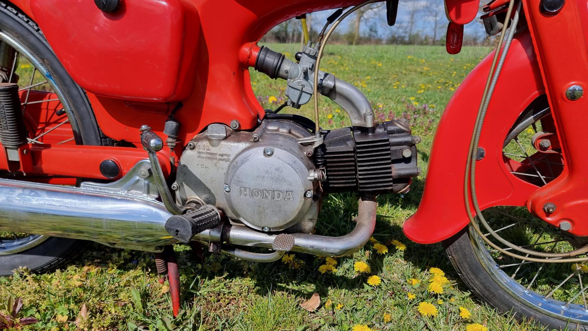 Honda C200 90cc very low mileage | Dutch Lion Motorbikes