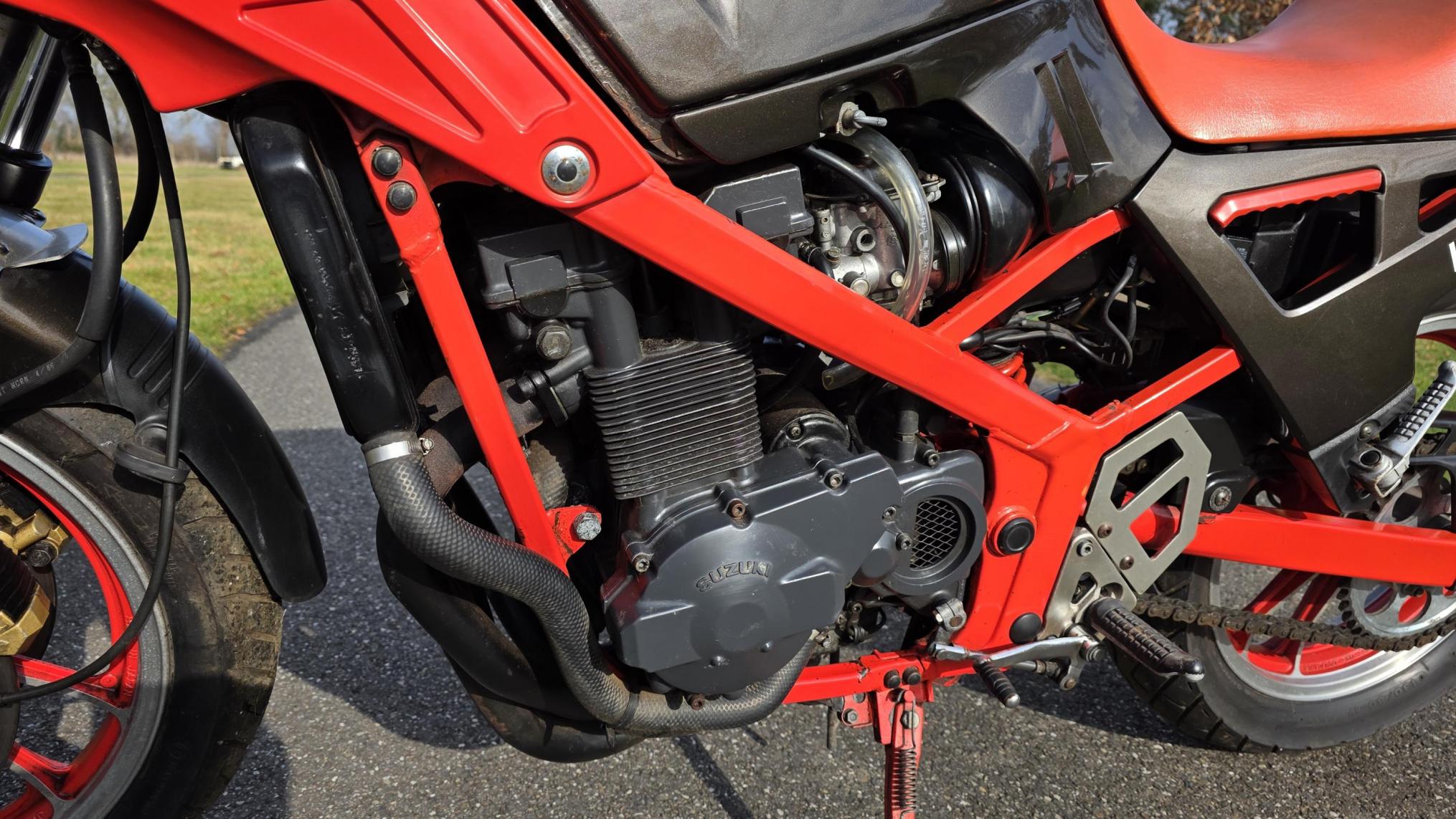 Suzuki GSX 400 X Impulse with dutch registration | Dutch Lion Motorbikes