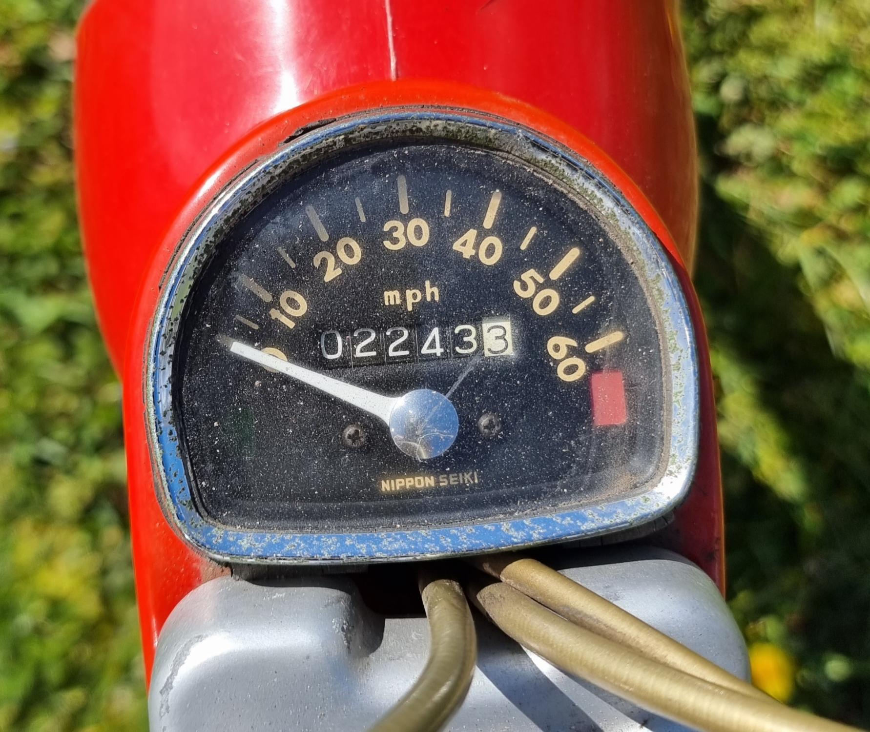 Honda C200 90cc very low mileage | Dutch Lion Motorbikes