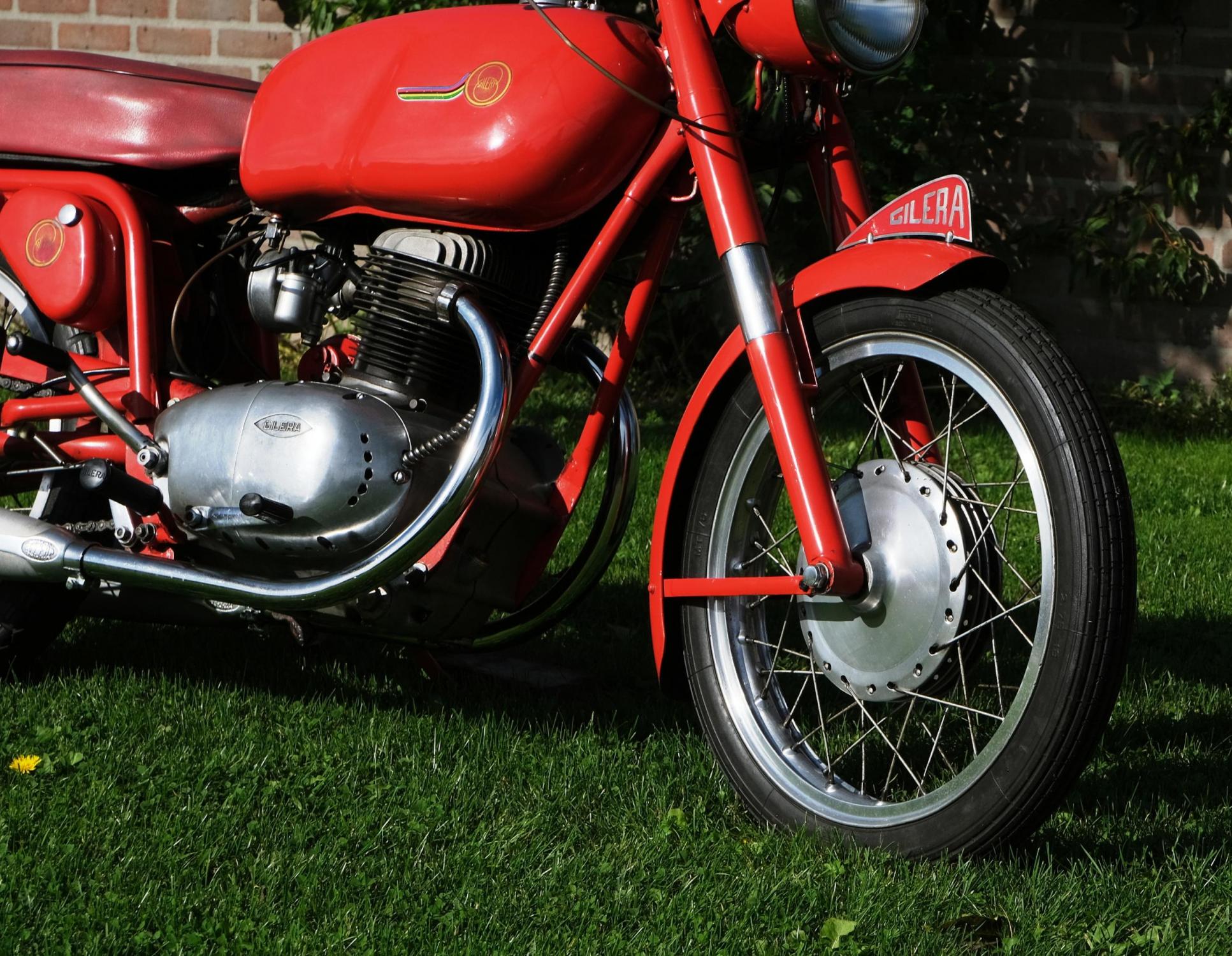 Gilera B300 Twin 1956 with italian papers | Dutch Lion Motorbikes