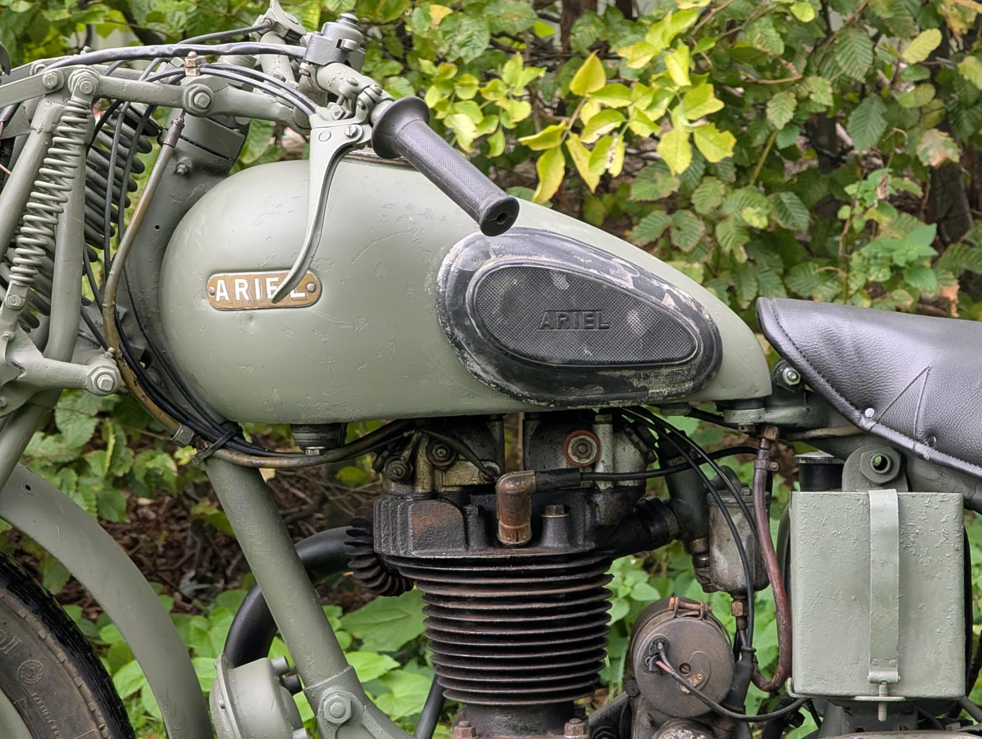 Ariel WNG 350cc ohv 1945 ex Wo2 great winterproject | Dutch Lion Motorbikes