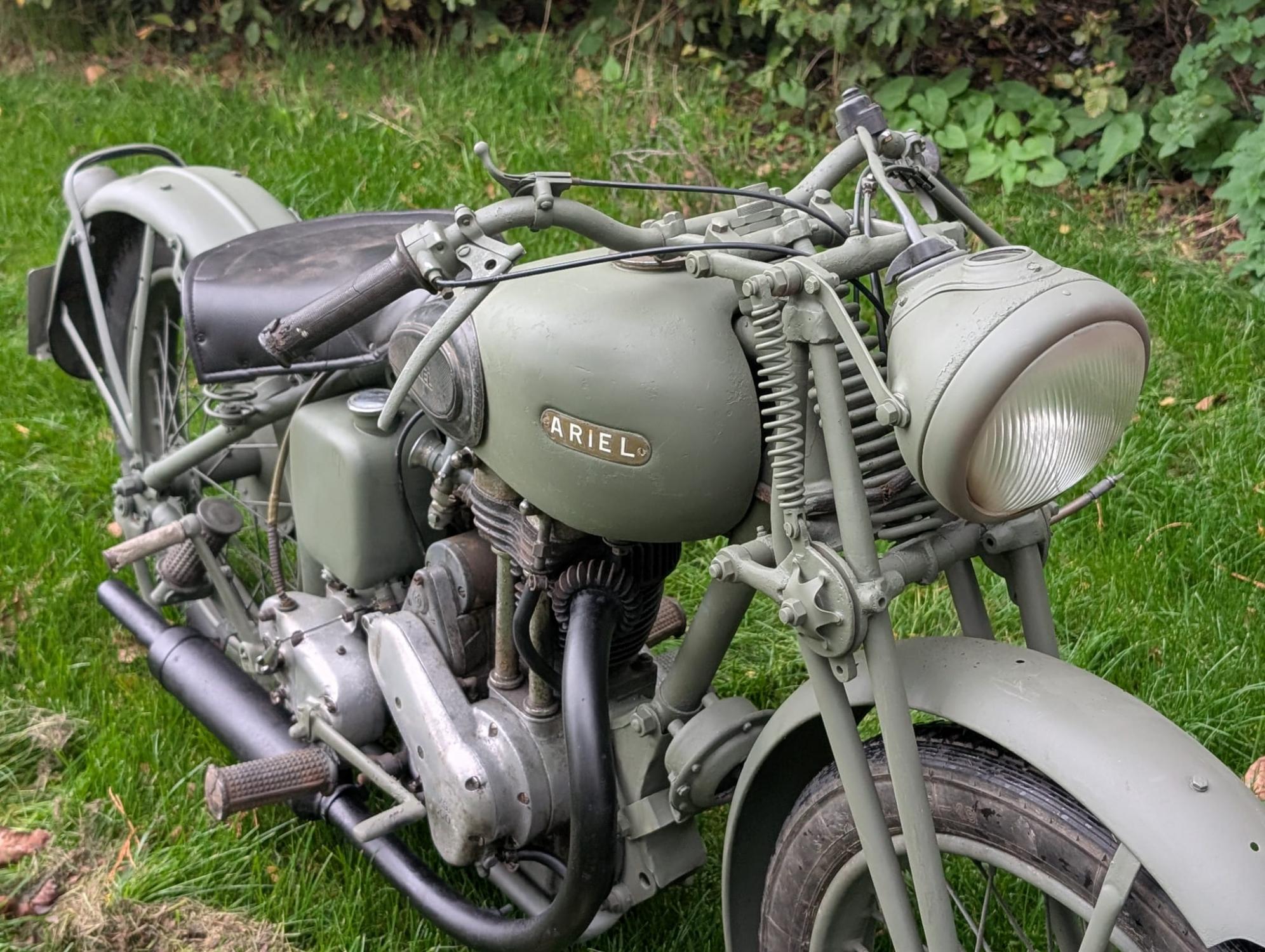 Ariel WNG 350cc ohv 1945 ex Wo2 great winterproject | Dutch Lion Motorbikes
