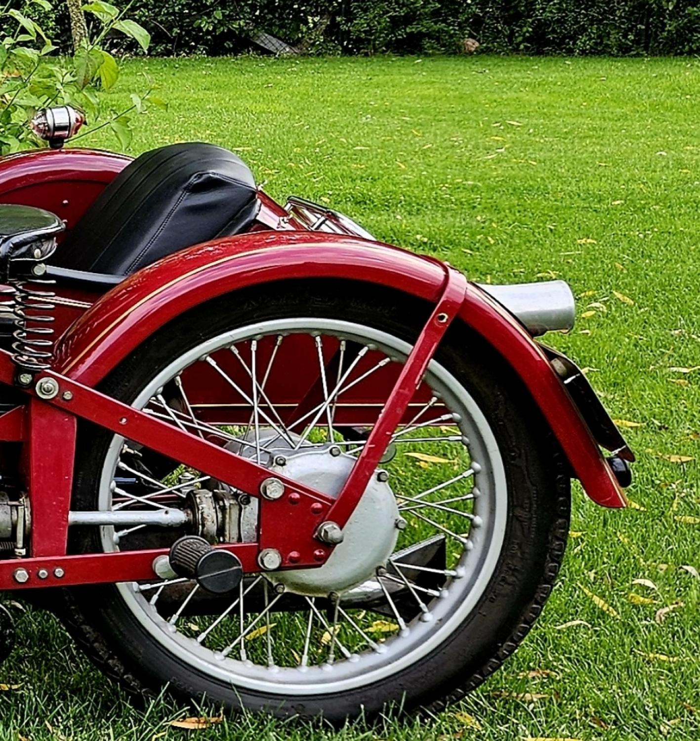 Nimbus 750cc Sport 1938 with sidecar dutch registration | Dutch Lion ...