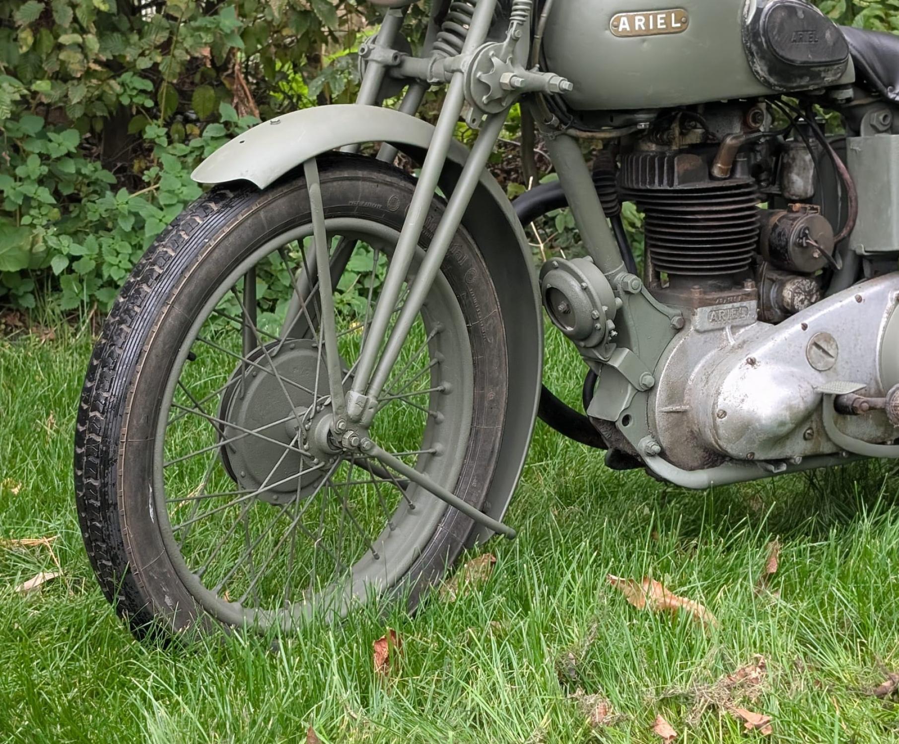 Ariel WNG 350cc ohv 1945 ex Wo2 great winterproject | Dutch Lion Motorbikes