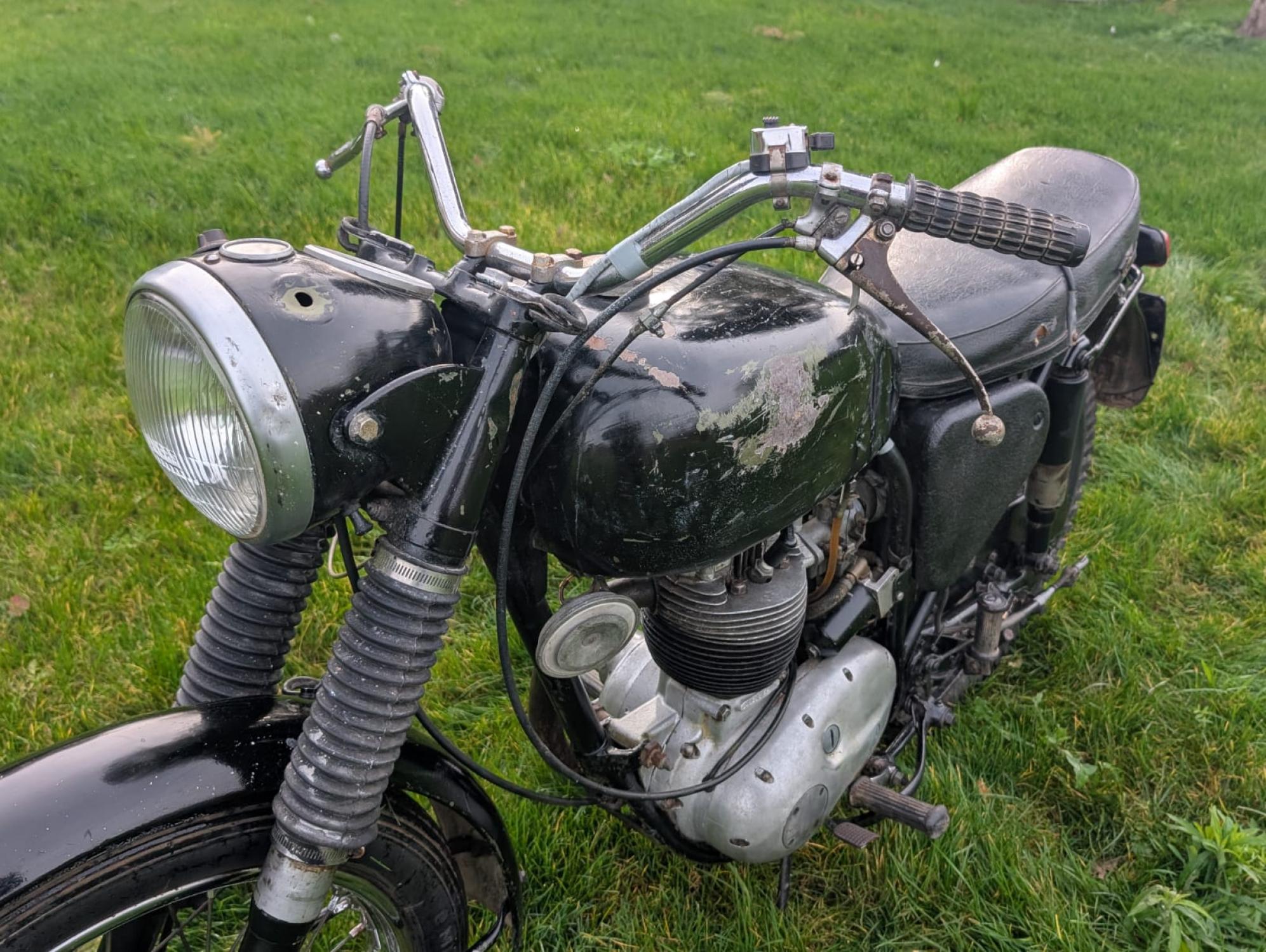 BSA 350cc B40 year 1970 with danisch papers runs good | Dutch Lion ...