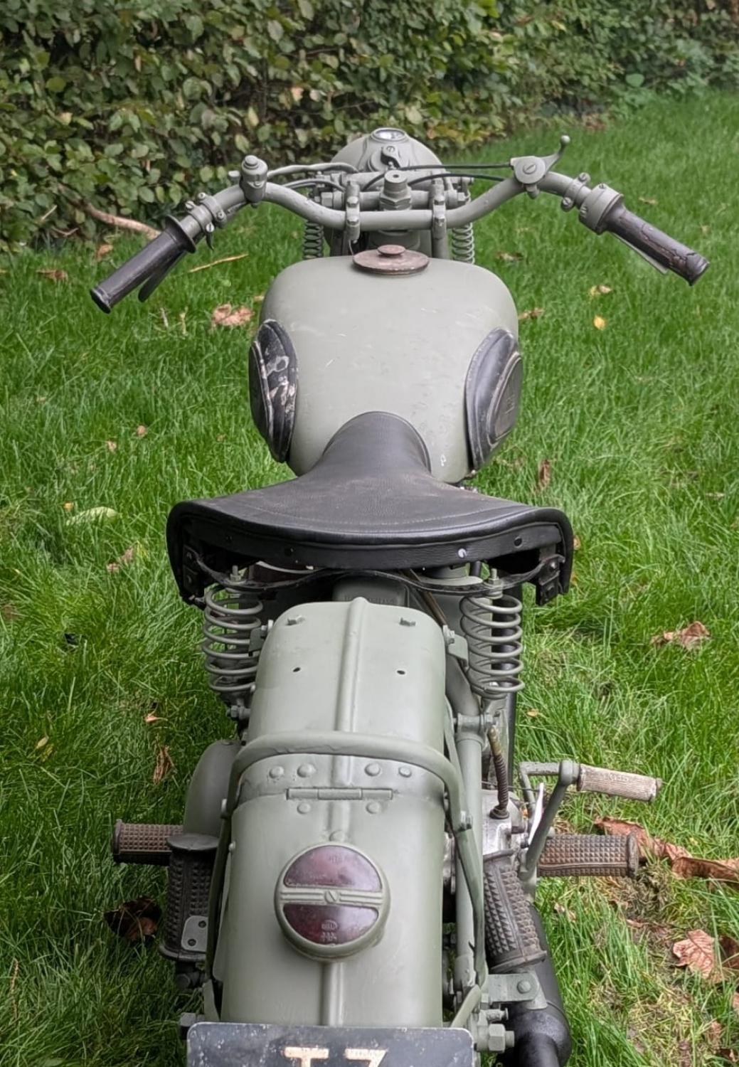 Ariel WNG 350cc ohv 1945 ex Wo2 great winterproject | Dutch Lion Motorbikes