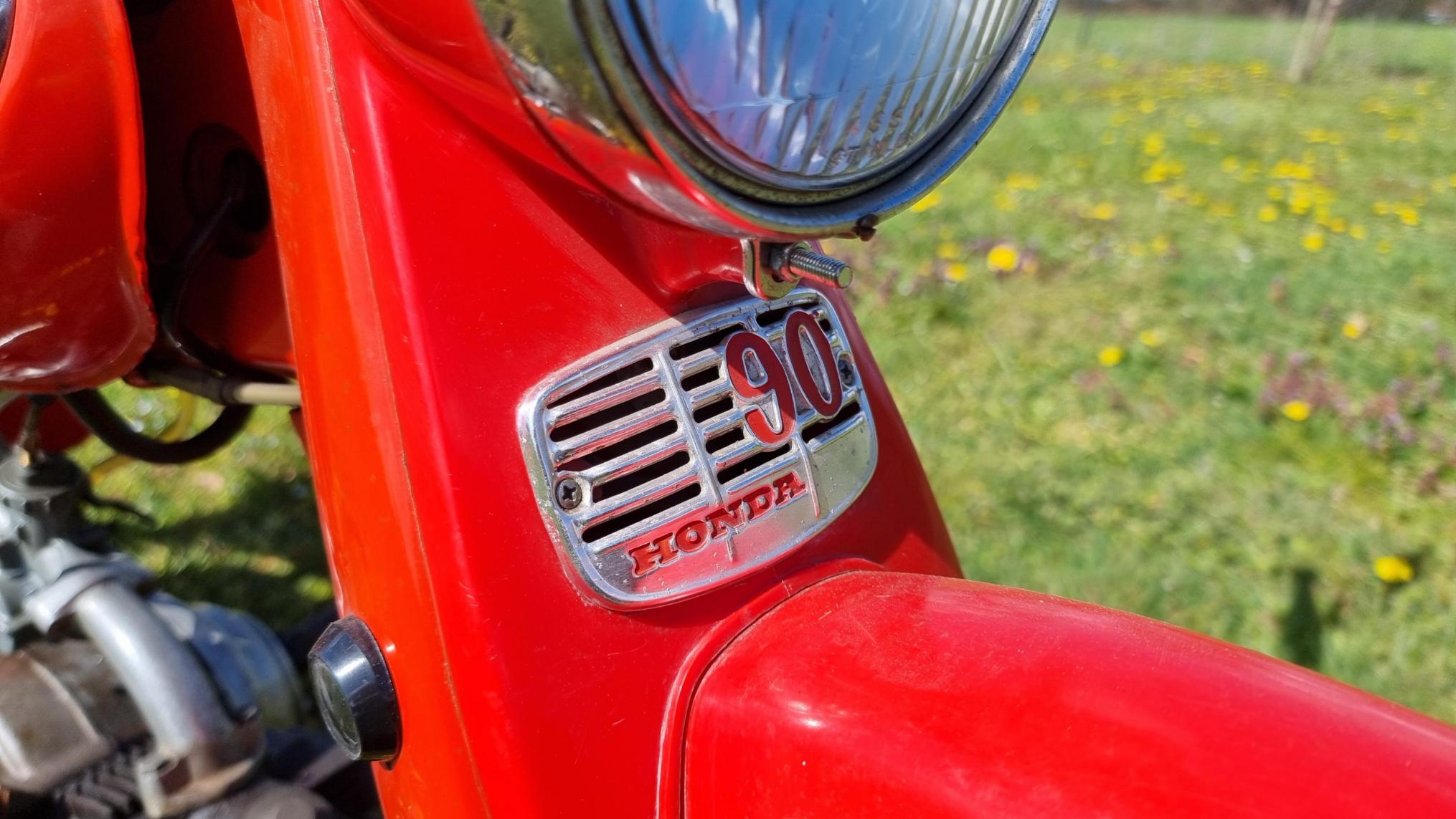 Honda C200 90cc very low mileage | Dutch Lion Motorbikes