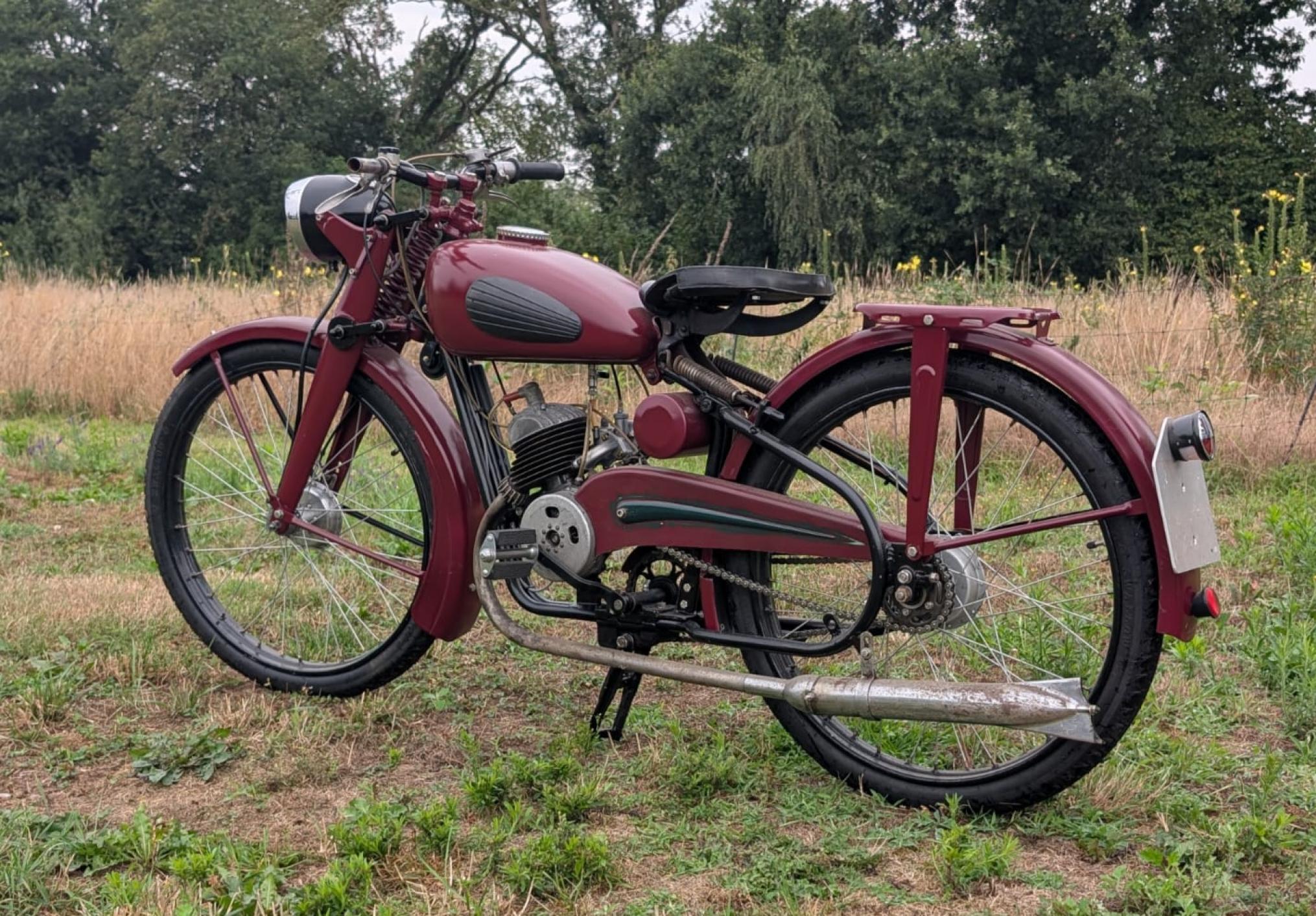 Panther 98cc 1951 with german papers | Dutch Lion Motorbikes